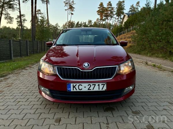Красный Шкода Фабия 2015 в Рига, объемом двигателя 1.40 л и пробегом 210 тыс. км за 4850 €, фото 3 на AUTOMOTO.COM.LV