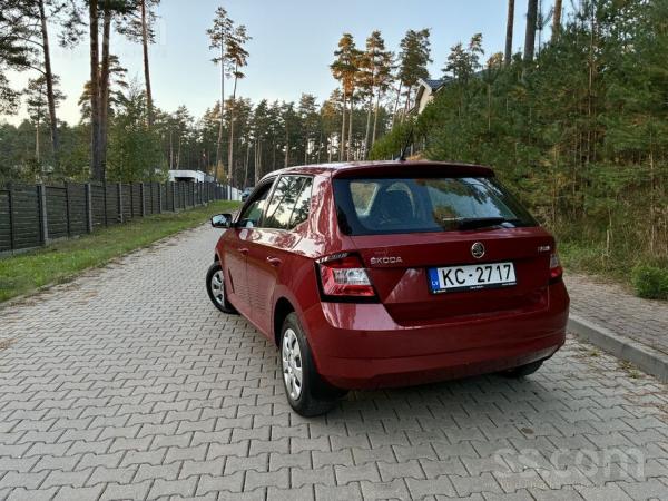 Красный Шкода Фабия 2015 в Рига, объемом двигателя 1.40 л и пробегом 210 тыс. км за 4850 €, фото 7 на AUTOMOTO.COM.LV