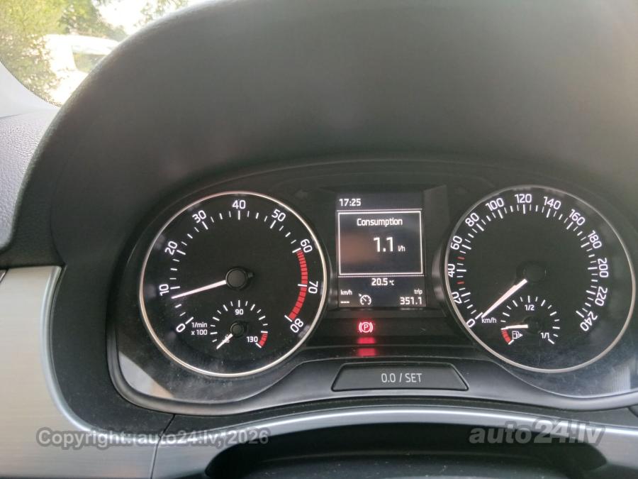 Sarkans Skoda Fabia 2016 Viljandi, ar dzinēja tilpumu 1.20 L un nobraukumu 150 tūkst. km par 5400 €, foto 12 vietnē AUTOMOTO.COM.LV