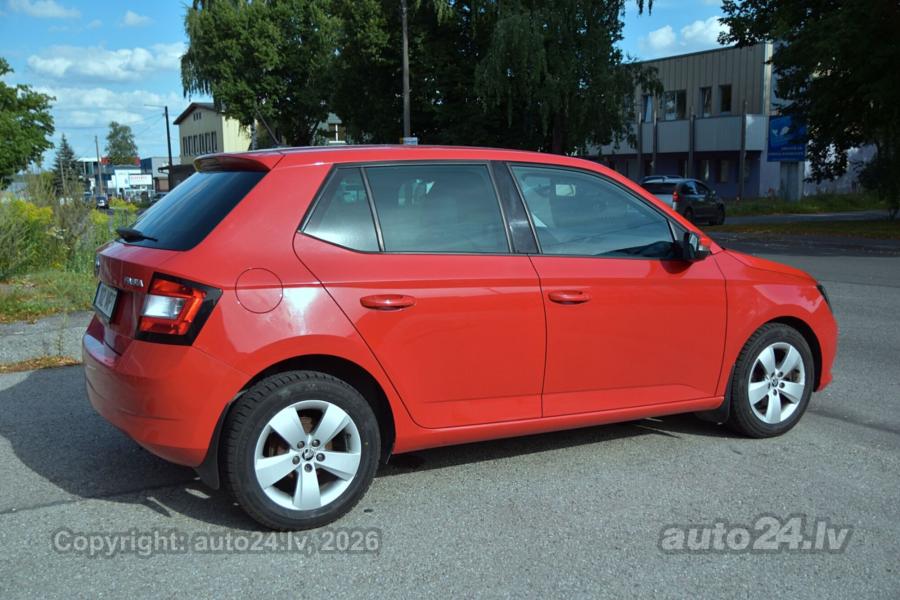 Sarkans Skoda Fabia 2016 Tartu, ar dzinēja tilpumu 1.00 L un nobraukumu 117 tūkst. km par 5990 €, foto 9 vietnē AUTOMOTO.COM.LV