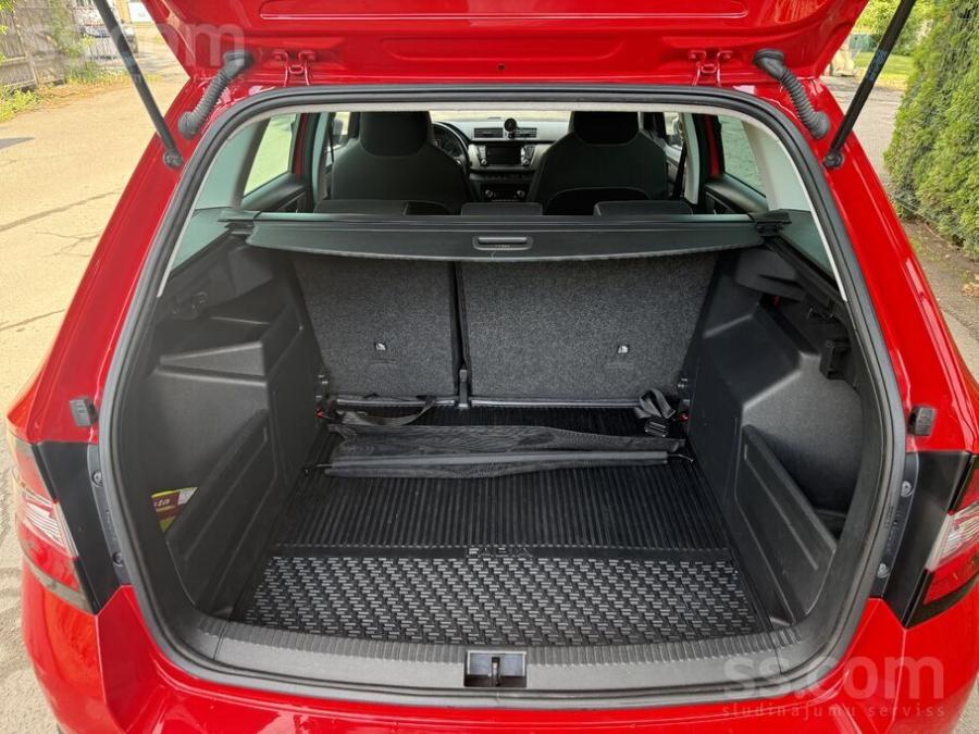Red Skoda Fabia 2017 in Riga, with an engine capacity of 1.00 L and mileage of 170 thousand km for 8500 €, photo 4 on AUTOMOTO.COM.LV