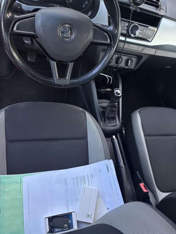 Sarkans Skoda Fabia 2017 Panevēža, ar dzinēja tilpumu 1.20 L un nobraukumu 34 tūkst. km par 7200 €, foto 6 vietnē AUTOMOTO.COM.LV