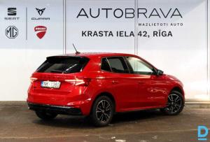 Sarkans Skoda Fabia 2023 Rīga, ar dzinēja tilpumu 1.00 L un nobraukumu 80 tūkst. km par 16490 €, foto 2 vietnē AUTOMOTO.COM.LV
