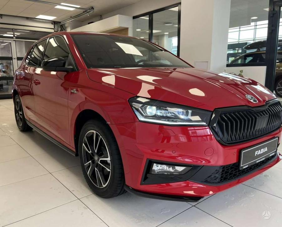 Red Skoda Fabia 2026 in Kaunas, with an engine capacity of 1.00 L and mileage of 5 thousand km for 22900 €, photo 5 on AUTOMOTO.COM.LV