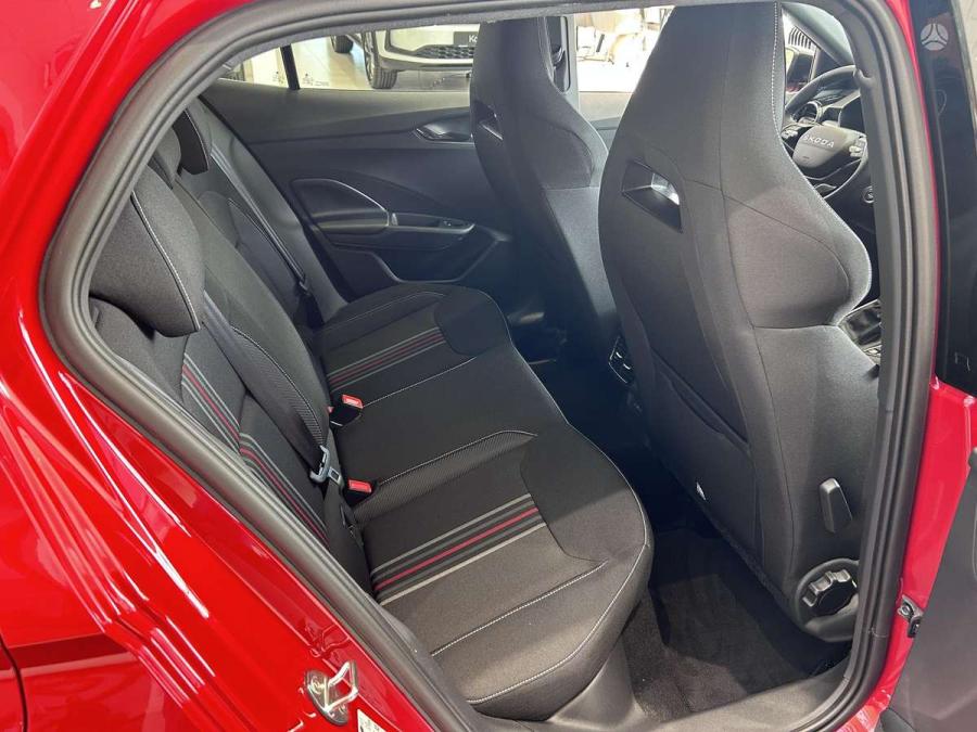 Red Skoda Fabia 2026 in Vilnius, with an engine capacity of 1.50 L and mileage of 0 thousand km for 30500 €, photo 8 on AUTOMOTO.COM.LV