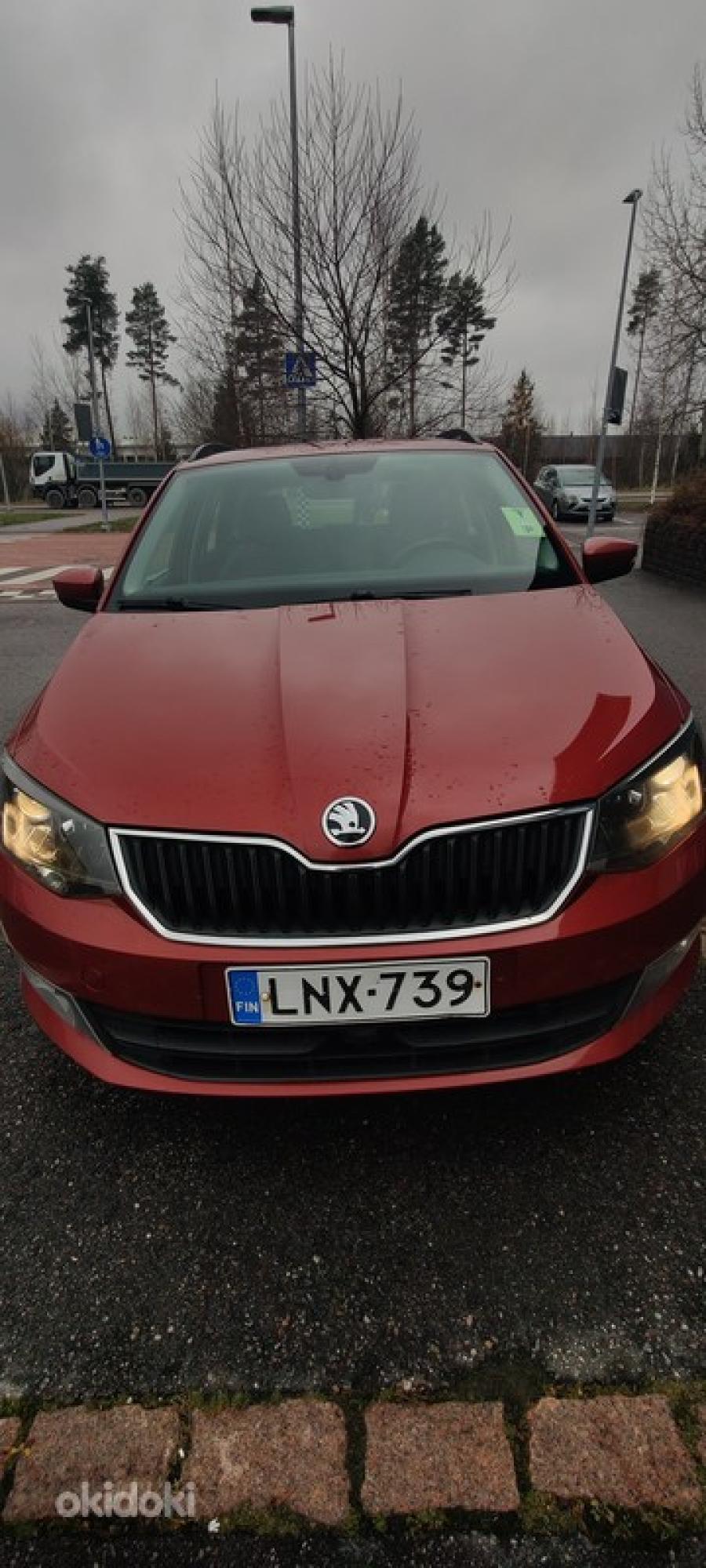 Sarkans Skoda Fabia 2017 Tallina, ar dzinēja tilpumu 1.20 L un nobraukumu 176 tūkst. km par 6200 €, foto 19 vietnē AUTOMOTO.COM.LV