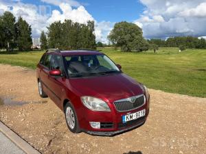 Red Skoda Fabia 2008 in Riga, with an engine capacity of 1.40 L and mileage of 217 thousand km for 1900 €, photo  on AUTOMOTO.COM.LV