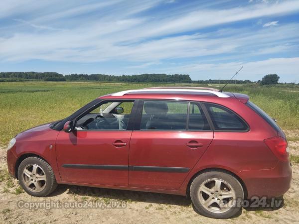 Sarkans Skoda Fabia 2008 Viljandi, ar dzinēja tilpumu 1.90 L un nobraukumu 342 tūkst. km par 3000 €, foto 4 vietnē AUTOMOTO.COM.LV