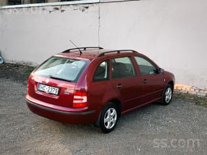Red Skoda Fabia 2008 in Riga, with an engine capacity of 1.20 L and mileage of 55 thousand km for 1990 €, photo 6 on AUTOMOTO.COM.LV