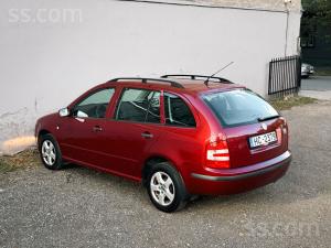 Red Skoda Fabia 2008 in Riga, with an engine capacity of 1.20 L and mileage of 55 thousand km for 1990 €, photo 7 on AUTOMOTO.COM.LV