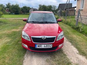 Red Skoda Fabia 2014 in Balvi, with an engine capacity of 1.90 L and mileage of 249 thousand km for 4000 €, photo  on AUTOMOTO.COM.LV