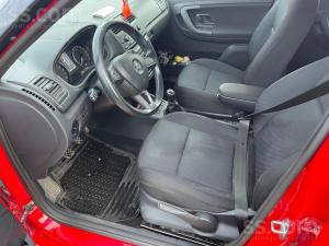 Red Skoda Fabia 2014 in Balvi, with an engine capacity of 1.90 L and mileage of 249 thousand km for 4000 €, photo 12 on AUTOMOTO.COM.LV