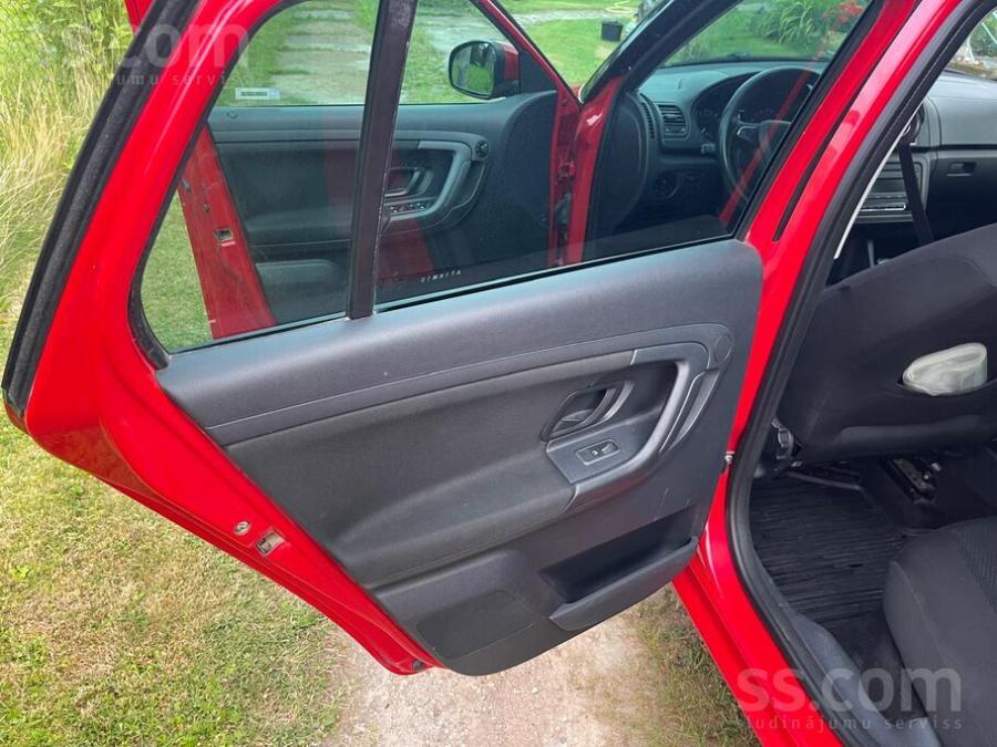 Red Skoda Fabia 2014 in Balvi, with an engine capacity of 1.90 L and mileage of 249 thousand km for 4000 €, photo 13 on AUTOMOTO.COM.LV