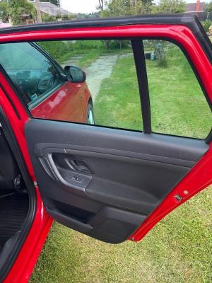 Red Skoda Fabia 2014 in Balvi, with an engine capacity of 1.90 L and mileage of 249 thousand km for 4000 €, photo 15 on AUTOMOTO.COM.LV