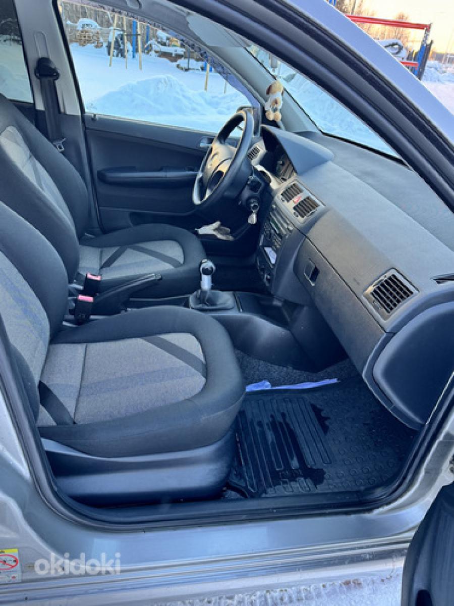 Skoda Fabia 2007 Tallina, ar dzinēja tilpumu 1.20 L un nobraukumu 90 tūkst. km par 2750 €, foto 7 vietnē AUTOMOTO.COM.LV