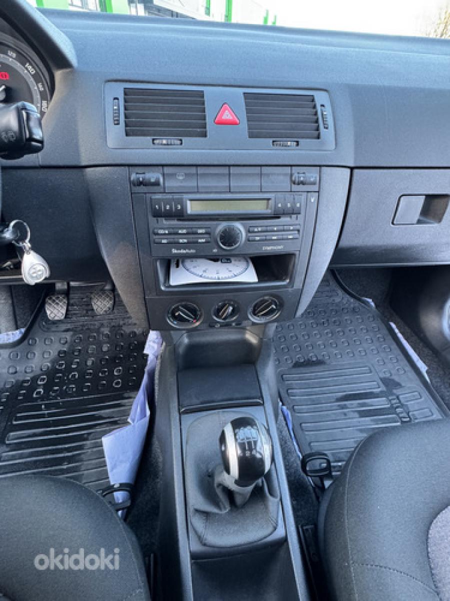 Skoda Fabia 2007 Tallina, ar dzinēja tilpumu 1.20 L un nobraukumu 90 tūkst. km par 2750 €, foto 11 vietnē AUTOMOTO.COM.LV