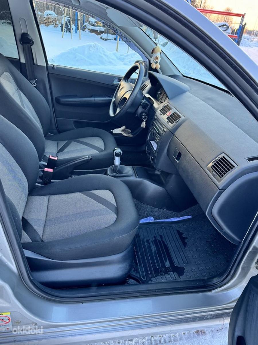 Skoda Fabia 2007 Tallina, ar dzinēja tilpumu 1.20 L un nobraukumu 90 tūkst. km par 2750 €, foto 19 vietnē AUTOMOTO.COM.LV