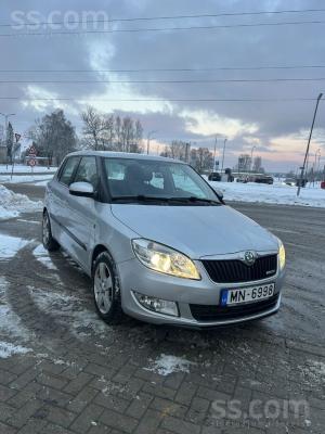 Skoda Fabia 2011 in Riga, with an engine capacity of 1.20 L and mileage of 140 thousand km for 2500 €, photo 2 on AUTOMOTO.COM.LV