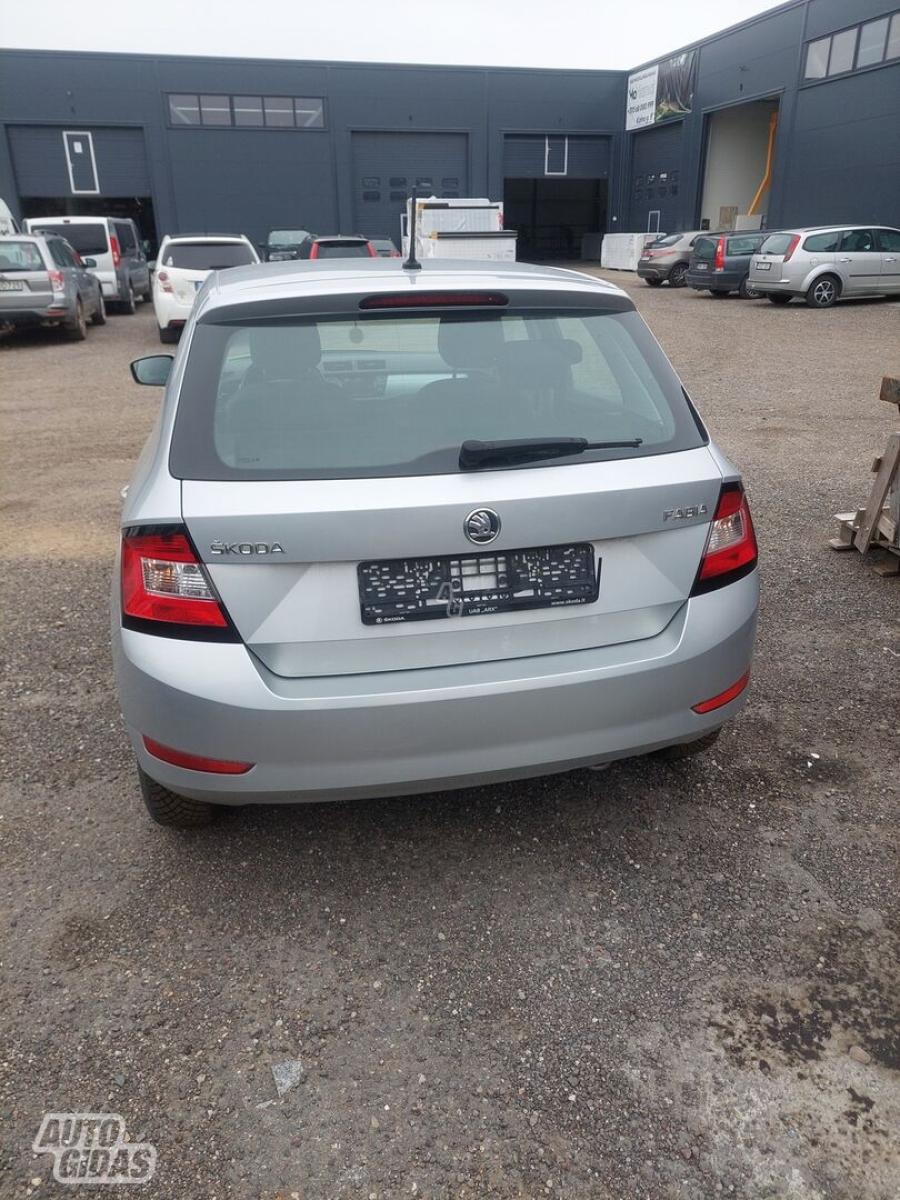 Skoda Fabia 2019 in Vilnius, with an engine capacity of 1.00 L and mileage of 134 thousand km for 2350 €, photo 1 on AUTOMOTO.COM.LV