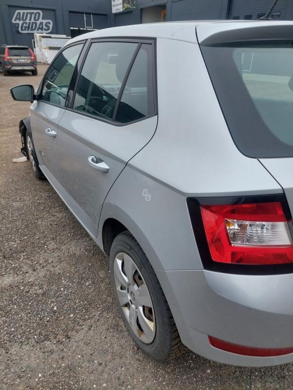 Skoda Fabia 2019 Viļņa, ar dzinēja tilpumu 1.00 L un nobraukumu 134 tūkst. km par 2350 €, foto 2 vietnē AUTOMOTO.COM.LV