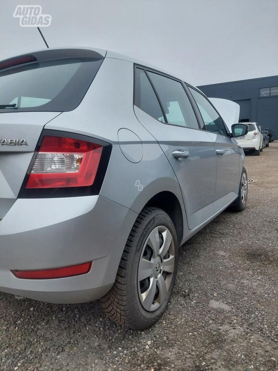 Skoda Fabia 2019 in Vilnius, with an engine capacity of 1.00 L and mileage of 134 thousand km for 2350 €, photo 12 on AUTOMOTO.COM.LV