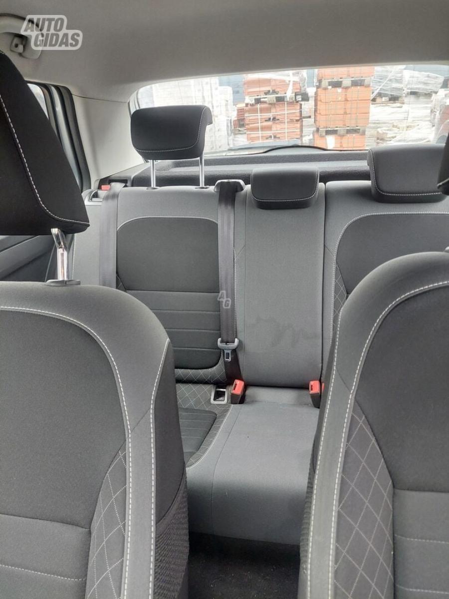 Skoda Fabia 2019 in Vilnius, with an engine capacity of 1.00 L and mileage of 134 thousand km for 2350 €, photo 17 on AUTOMOTO.COM.LV