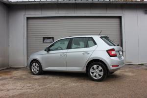 Skoda Fabia 2021 in Jelgava, with an engine capacity of 1.00 L and mileage of 113 thousand km for 8428 €, photo 4 on AUTOMOTO.COM.LV
