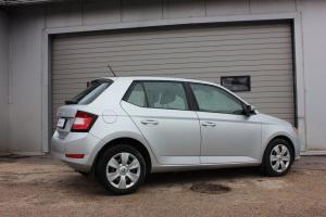 Skoda Fabia 2021 in Jelgava, with an engine capacity of 1.00 L and mileage of 113 thousand km for 8428 €, photo 5 on AUTOMOTO.COM.LV