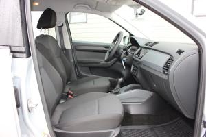 Skoda Fabia 2021 in Jelgava, with an engine capacity of 1.00 L and mileage of 113 thousand km for 8428 €, photo 7 on AUTOMOTO.COM.LV