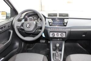 Skoda Fabia 2021 in Jelgava, with an engine capacity of 1.00 L and mileage of 113 thousand km for 8428 €, photo 9 on AUTOMOTO.COM.LV