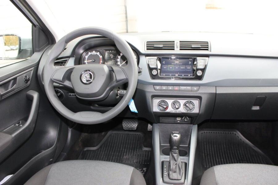 Skoda Fabia 2021 in Jelgava, with an engine capacity of 1.00 L and mileage of 113 thousand km for 8428 €, photo 9 on AUTOMOTO.COM.LV