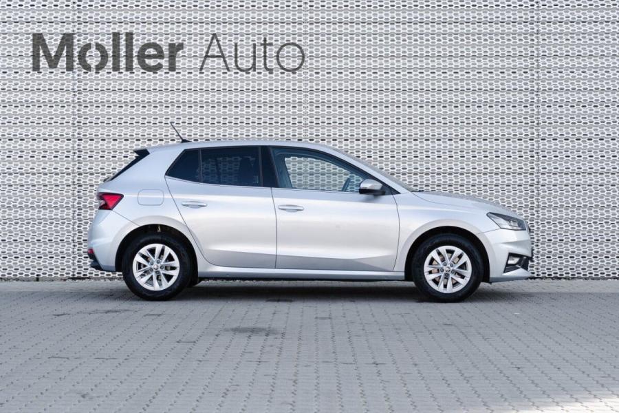 Skoda Fabia 2022 in Marupe, with an engine capacity of 1.00 L and mileage of 127 thousand km for 15000 €, photo 6 on AUTOMOTO.COM.LV