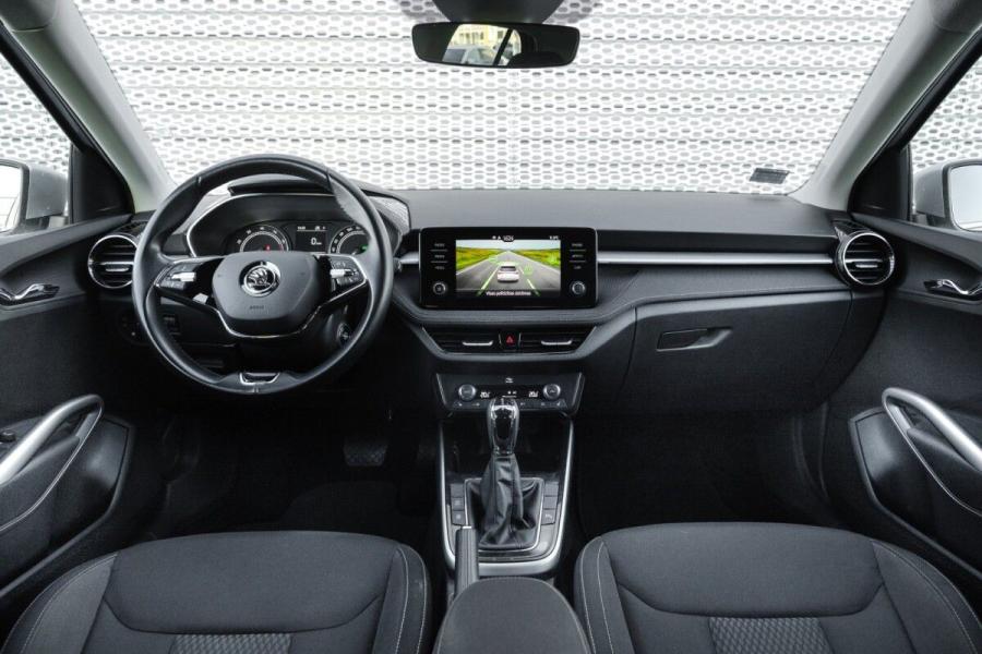Skoda Fabia 2022 in Marupe, with an engine capacity of 1.00 L and mileage of 93 thousand km for 14950 €, photo 7 on AUTOMOTO.COM.LV