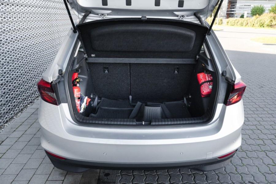 Skoda Fabia 2022 in Marupe, with an engine capacity of 1.00 L and mileage of 93 thousand km for 14950 €, photo 21 on AUTOMOTO.COM.LV