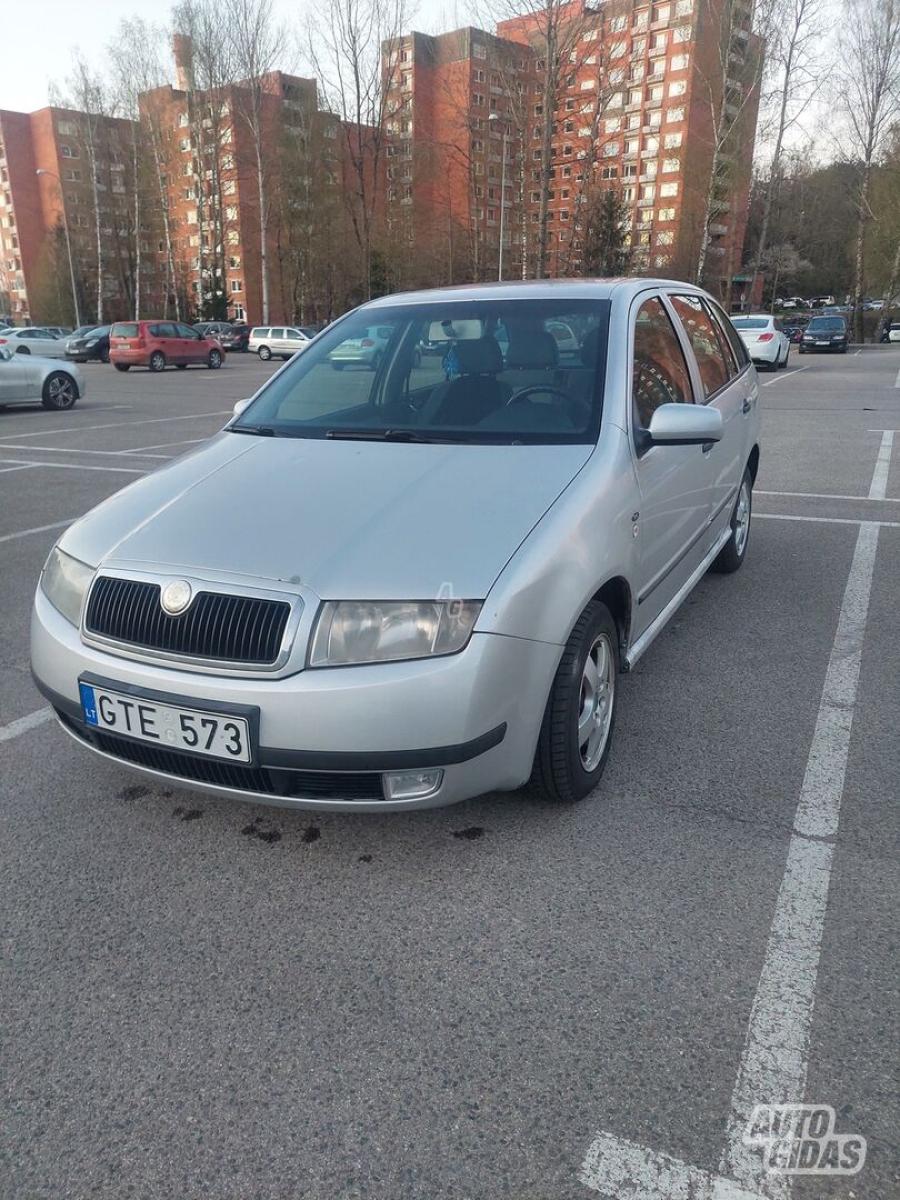 Skoda Fabia 2002 in Vilnius, with an engine capacity of 1.90 L and mileage of 346 thousand km for 800 €, photo 3 on AUTOMOTO.COM.LV