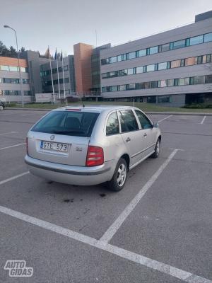 Skoda Fabia 2002 in Vilnius, with an engine capacity of 1.90 L and mileage of 346 thousand km for 800 €, photo 5 on AUTOMOTO.COM.LV