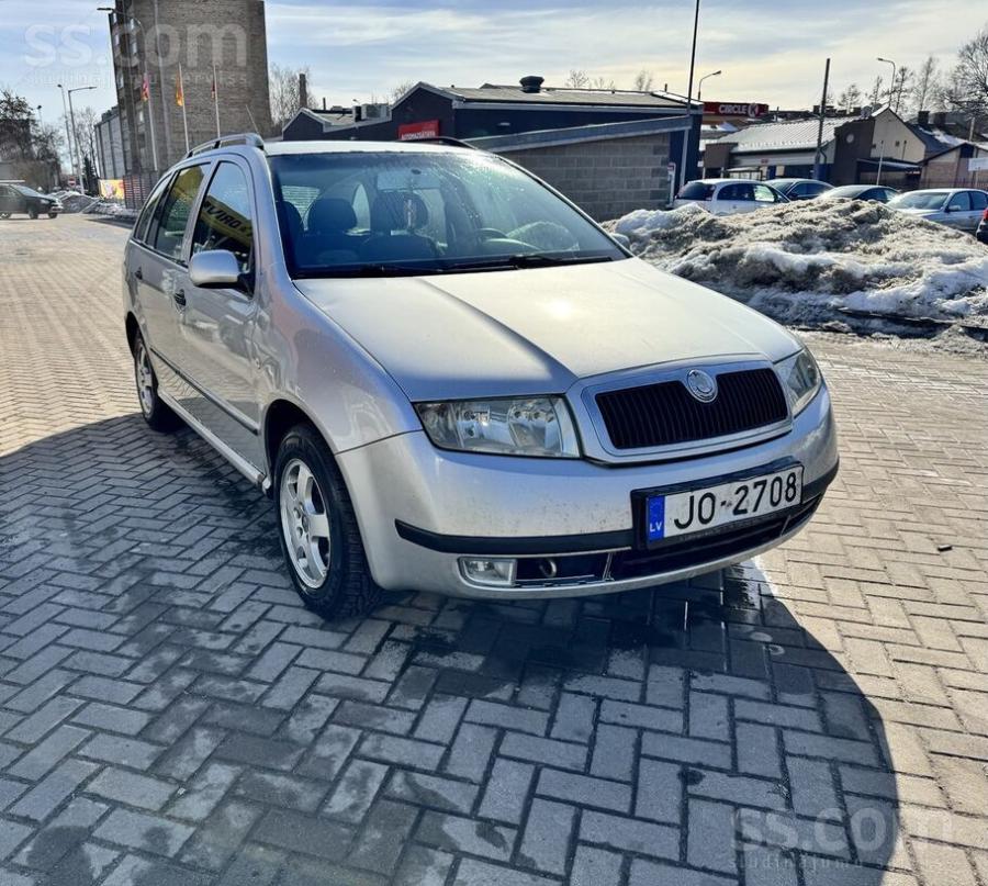 Шкода Фабия 2004 в Даугавпилс, объемом двигателя 1.90 л и пробегом 406 тыс. км за 950 €, фото 1 на AUTOMOTO.COM.LV