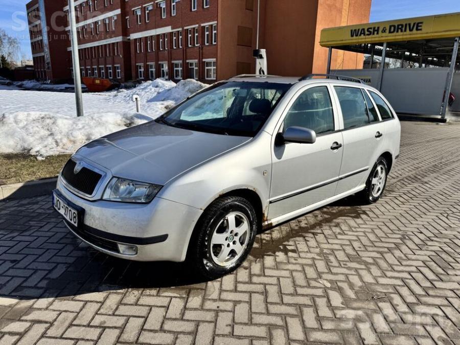 Шкода Фабия 2004 в Даугавпилс, объемом двигателя 1.90 л и пробегом 406 тыс. км за 950 €, фото 3 на AUTOMOTO.COM.LV