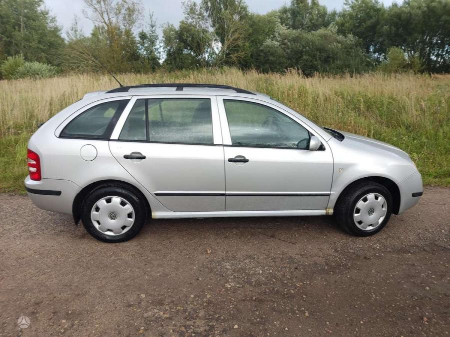 Skoda Fabia 2004 in Kaisiadorys, with an engine capacity of 1.90 L and mileage of 240 thousand km for 1325 €, photo 14 on AUTOMOTO.COM.LV