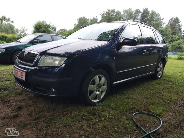 Skoda Fabia 2005 in Vilnius, with an engine capacity of 1.40 L and mileage of 250 thousand km for 1100 €, photo 2 on AUTOMOTO.COM.LV
