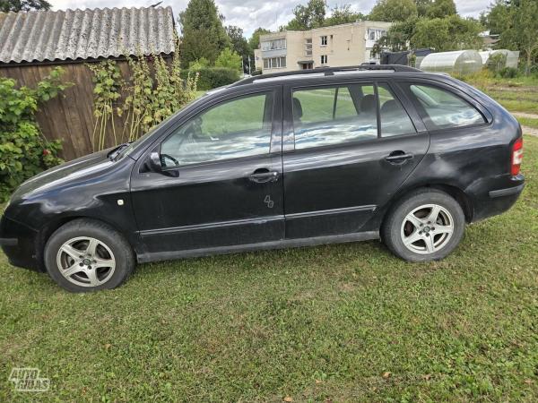 Skoda Fabia 2005 in Kaunas, with an engine capacity of 1.90 L and mileage of 330 thousand km for 950 €, photo 3 on AUTOMOTO.COM.LV