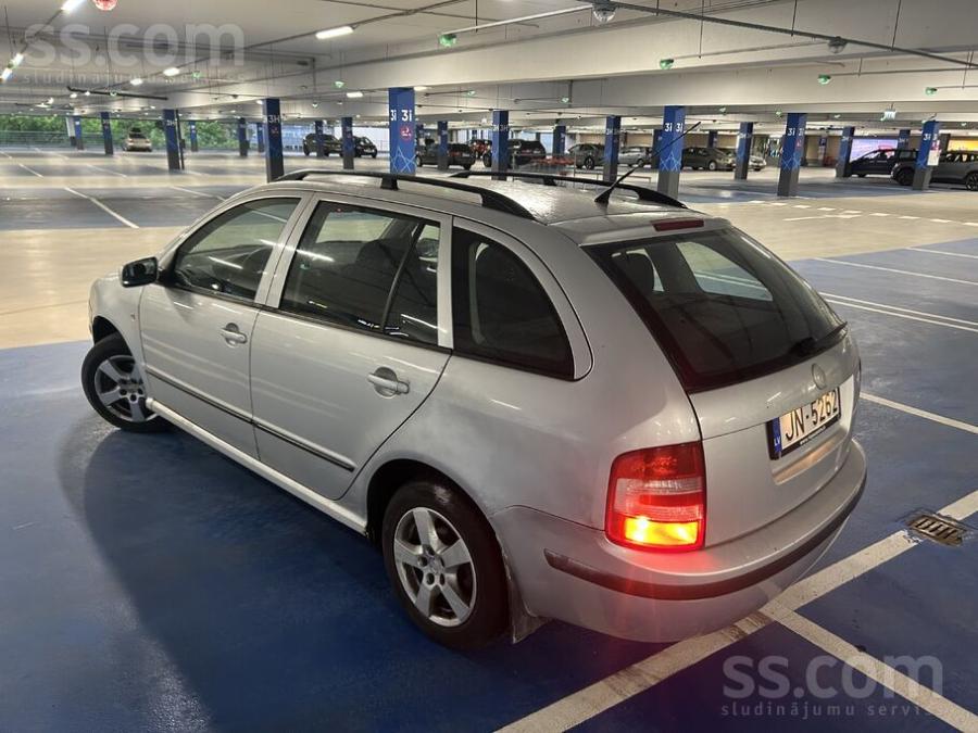 Skoda Fabia 2007 in Riga, with an engine capacity of 1.90 L and mileage of 258 thousand km for 1400 €, photo 5 on AUTOMOTO.COM.LV