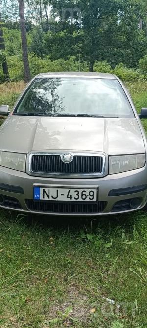 Шкода Фабия 2007 в Рига, объемом двигателя 1.90 л и пробегом 293 тыс. км за 500 €, фото  на AUTOMOTO.COM.LV