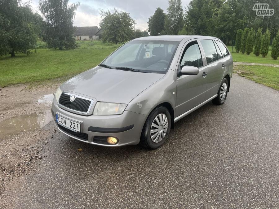 Skoda Fabia 2007 in Ukmerge, with an engine capacity of 1.90 L and mileage of 200 thousand km for 1000 €, photo 4 on AUTOMOTO.COM.LV