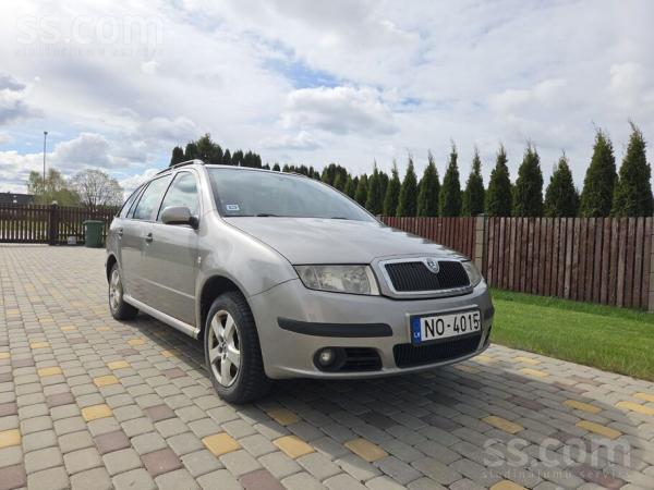 Skoda Fabia 2008 in Riga, with an engine capacity of 1.20 L and mileage of 234 thousand km for 1350 €, photo 2 on AUTOMOTO.COM.LV