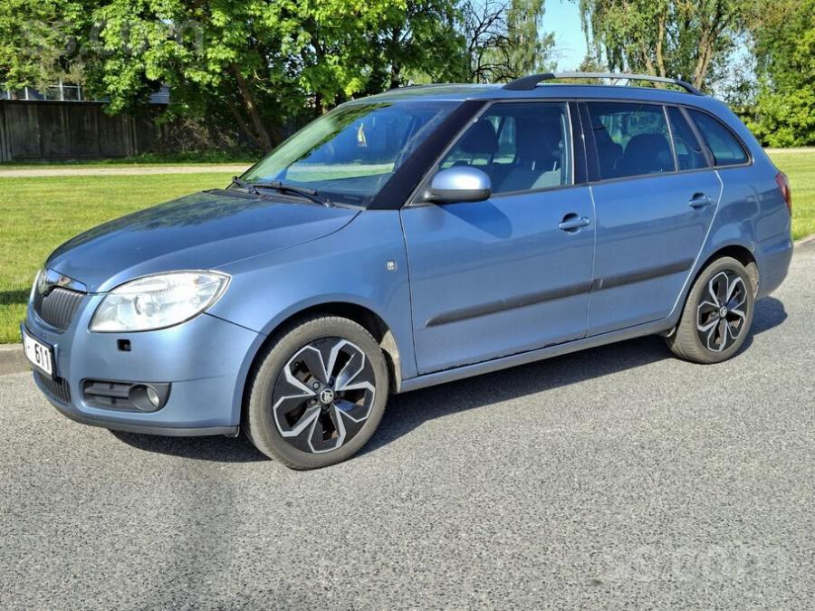 Skoda Fabia 2008 in Riga, with an engine capacity of 1.60 L and mileage of 208 thousand km for 1450 €, photo 1 on AUTOMOTO.COM.LV