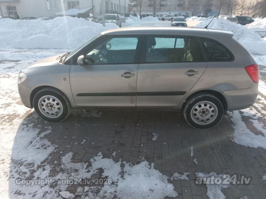 Skoda Fabia 2008 Rēzekne, ar dzinēja tilpumu 16.00 L un nobraukumu 245 tūkst. km par 1450 €, foto 2 vietnē AUTOMOTO.COM.LV