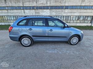 Skoda Fabia 2008 in Vilnius, with an engine capacity of 1.90 L and mileage of 263 thousand km for 2450 €, photo 5 on AUTOMOTO.COM.LV