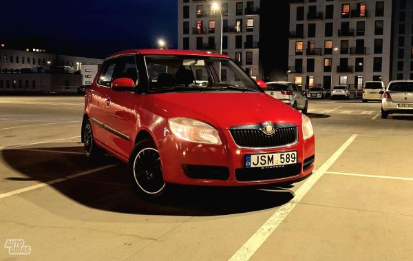 Skoda Fabia 2008 Viļņa, ar dzinēja tilpumu 1.40 L un nobraukumu 200 tūkst. km par 950 €, foto 1 vietnē AUTOMOTO.COM.LV