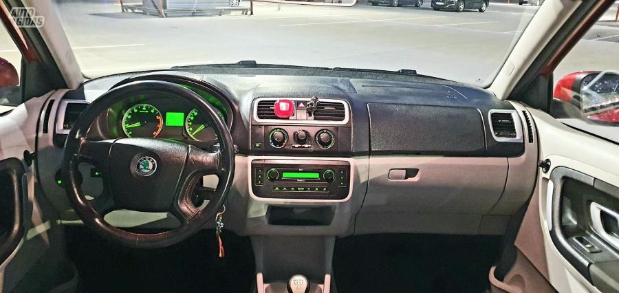 Skoda Fabia 2008 in Vilnius, with an engine capacity of 1.40 L and mileage of 200 thousand km for 950 €, photo 10 on AUTOMOTO.COM.LV